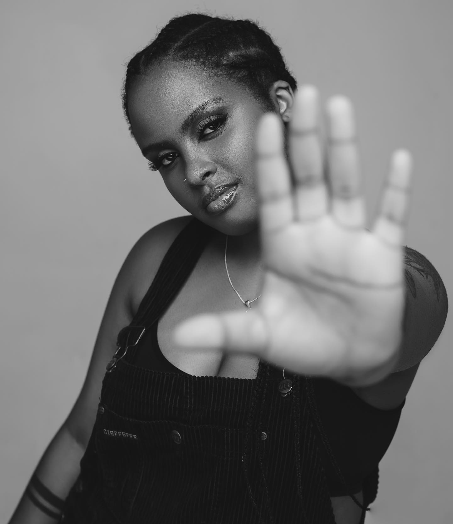 Ariel Wayz - Website